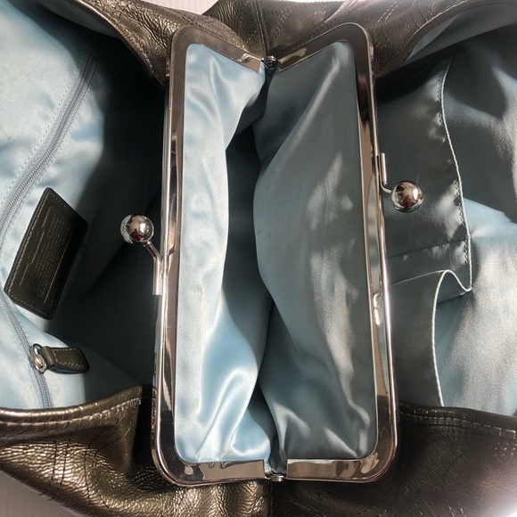 Coach | Bags | Coach Signature Stitch Patent Leather Green Kisslock ...